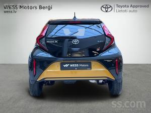 Dzeltens Toyota Aygo 2025 Rīga, ar dzinēja tilpumu 1.50 L un nobraukumu 2 tūkst. km par 24990 €, foto 5 vietnē AUTOMOTO.COM.LV