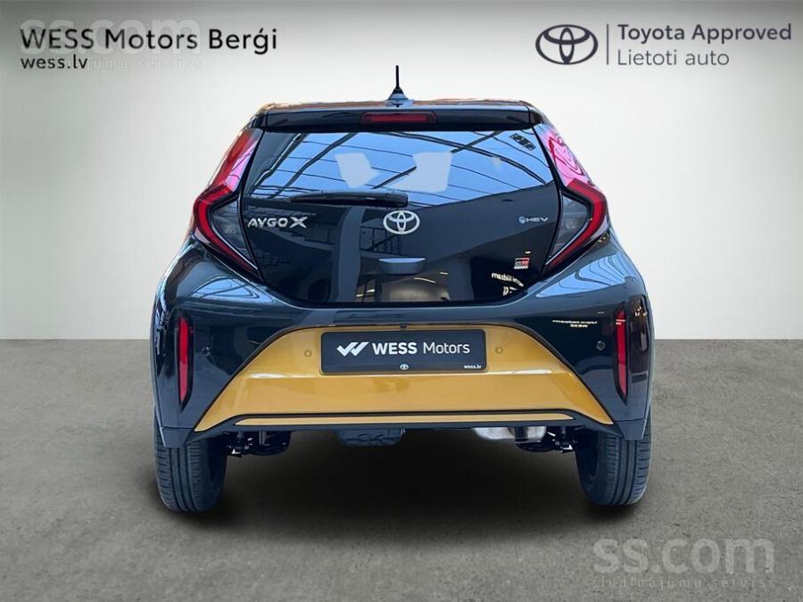 Dzeltens Toyota Aygo 2025 Rīga, ar dzinēja tilpumu 1.50 L un nobraukumu 2 tūkst. km par 24990 €, foto 5 vietnē AUTOMOTO.COM.LV