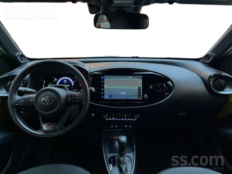Dzeltens Toyota Aygo 2025 Rīga, ar dzinēja tilpumu 1.50 L un nobraukumu 2 tūkst. km par 24990 €, foto 9 vietnē AUTOMOTO.COM.LV