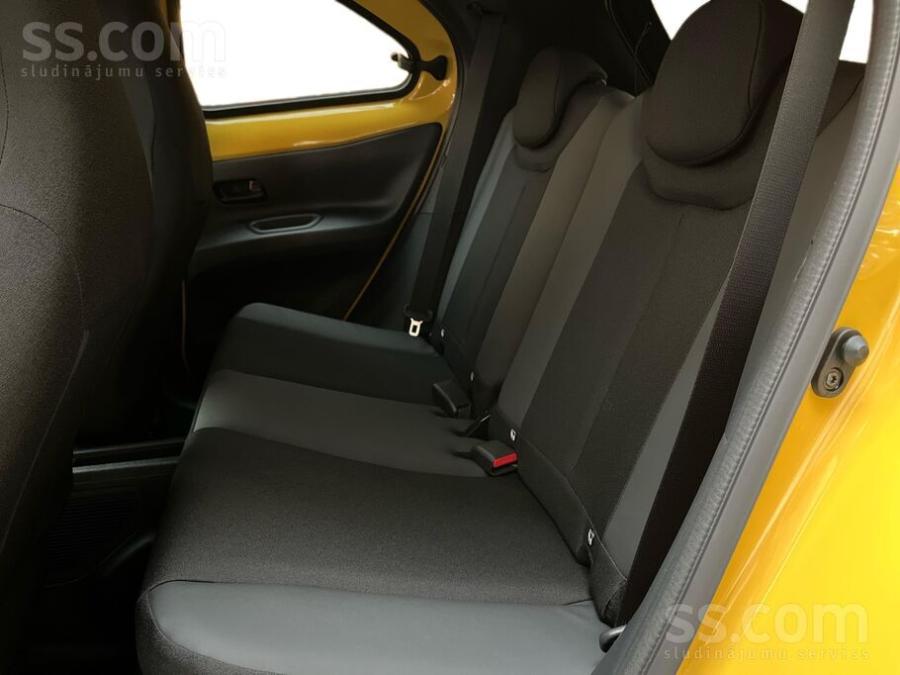 Dzeltens Toyota Aygo 2025 Rīga, ar dzinēja tilpumu 1.50 L un nobraukumu 2 tūkst. km par 24990 €, foto 16 vietnē AUTOMOTO.COM.LV