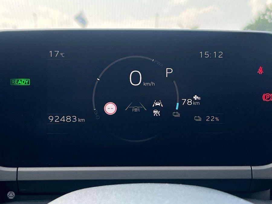 Черный Тойота БЗ4Х 2023 в Клайпеда, объемом двигателя 0.00 л и пробегом 92 тыс. км за 26900 €, фото 14 на AUTOMOTO.COM.LV