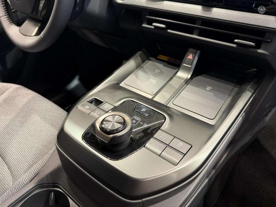 Melns Toyota bZ4X 2026 Panevēža, ar dzinēja tilpumu 0.00 L un nobraukumu 1 tūkst. km par 41550 €, foto 22 vietnē AUTOMOTO.COM.LV