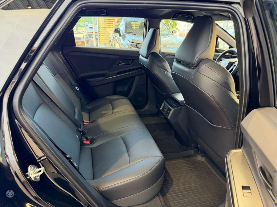 Black Toyota bZ4X 2026 in Siauliai, with an engine capacity of 0.00 L and mileage of 6 thousand km for 42900 €, photo 9 on AUTOMOTO.COM.LV