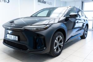 Черный Тойота БЗ4Х 2023 в Йыхви, объемом двигателя 0.10 л и пробегом 54 тыс. км за 34000 €, фото 3 на AUTOMOTO.COM.LV