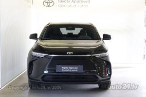 Черный Тойота БЗ4Х 2023 в Таллин, объемом двигателя 0.00 л и пробегом 30 тыс. км за 30400 €, фото 6 на AUTOMOTO.COM.LV