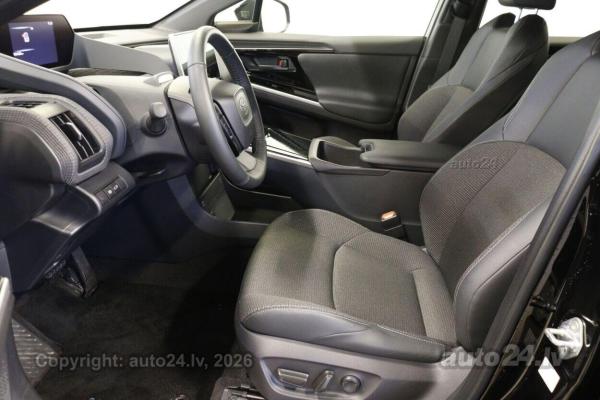 Melns Toyota bZ4X 2025 Tallina, ar dzinēja tilpumu 0.00 L un nobraukumu 10 tūkst. km par 35900 €, foto 11 vietnē AUTOMOTO.COM.LV