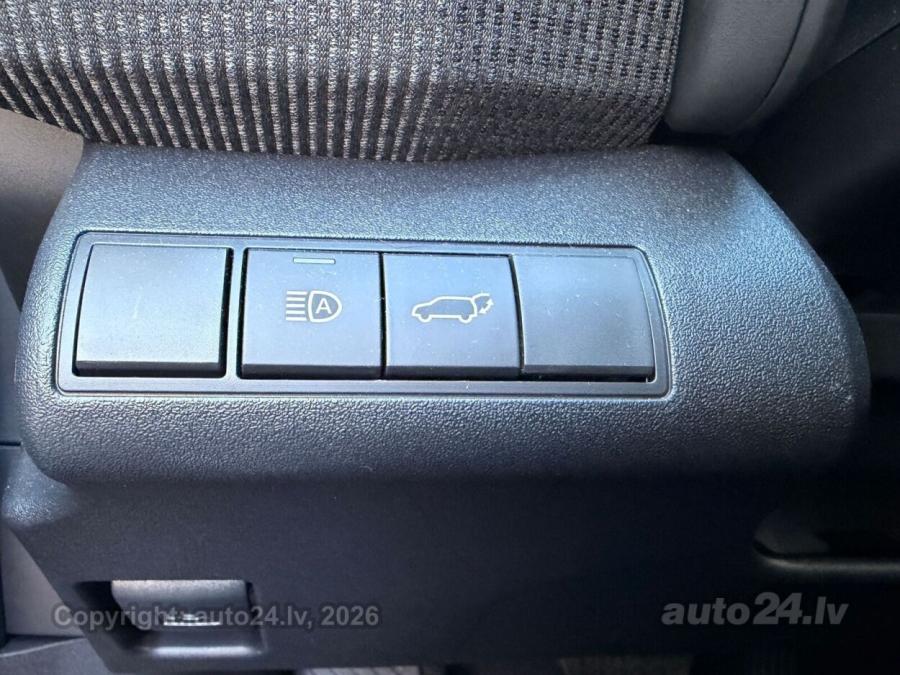 Melns Toyota bZ4X 2025 Tallina, ar dzinēja tilpumu 0.00 L un nobraukumu 3 tūkst. km par 39995 €, foto 16 vietnē AUTOMOTO.COM.LV