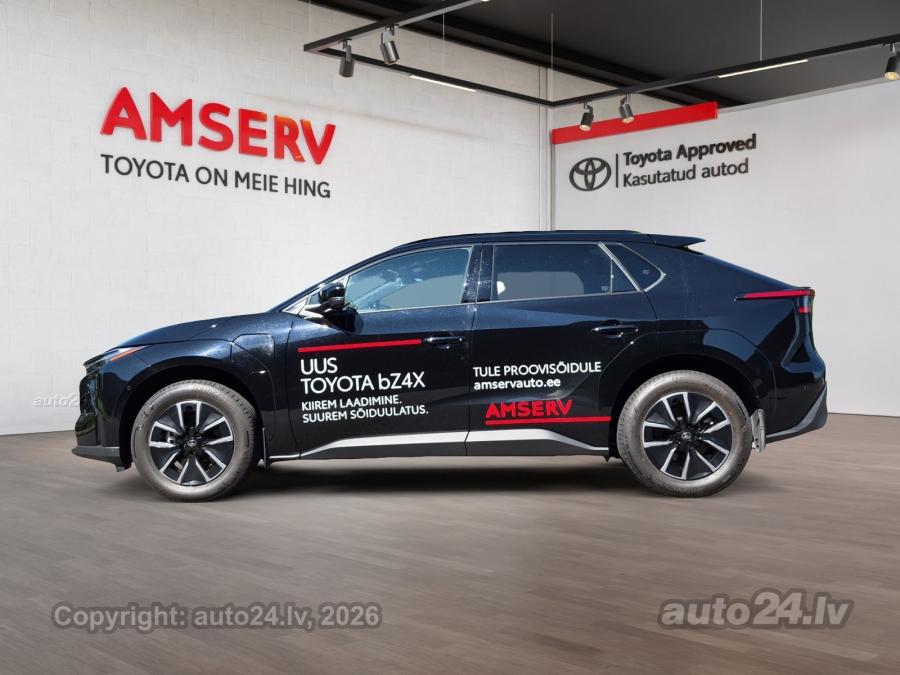 Черный Тойота БЗ4Х 2025 в Таллин, объемом двигателя 0.00 л и пробегом 14 тыс. км за 48490 €, фото 4 на AUTOMOTO.COM.LV