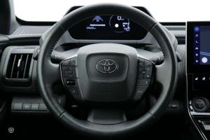 Blue Toyota bZ4X 2024 in Vilnius, with an engine capacity of 0.00 L and mileage of 40 thousand km for 31990 €, photo 14 on AUTOMOTO.COM.LV