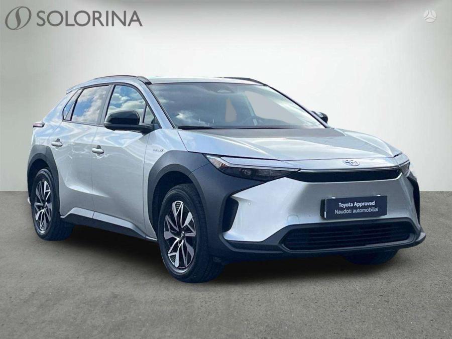 Grey Toyota bZ4X 2023 in Klaipeda, with an engine capacity of 0.00 L and mileage of 73 thousand km for 28500 €, photo 19 on AUTOMOTO.COM.LV