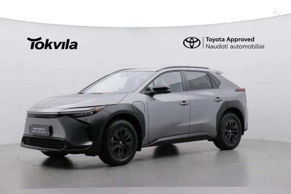 Pelēks Toyota bZ4X 2025 Viļņa, ar dzinēja tilpumu 0.00 L un nobraukumu 13 tūkst. km par 38500 €, foto 1 vietnē AUTOMOTO.COM.LV