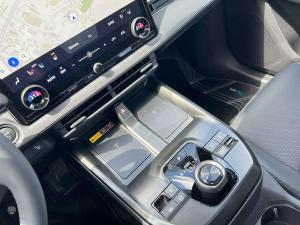 Pelēks Toyota bZ4X 2025 Klaipėda, ar dzinēja tilpumu 0.00 L un nobraukumu 2 tūkst. km par 42990 €, foto 21 vietnē AUTOMOTO.COM.LV