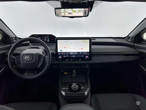 Grey Toyota bZ4X 2025 in Vilnius, with an engine capacity of 0.00 L and mileage of 2 thousand km for 42990 €, photo 8 on AUTOMOTO.COM.LV
