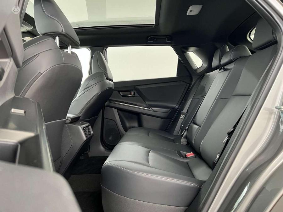 Grey Toyota bZ4X 2025 in Vilnius, with an engine capacity of 0.00 L and mileage of 2 thousand km for 42990 €, photo 20 on AUTOMOTO.COM.LV