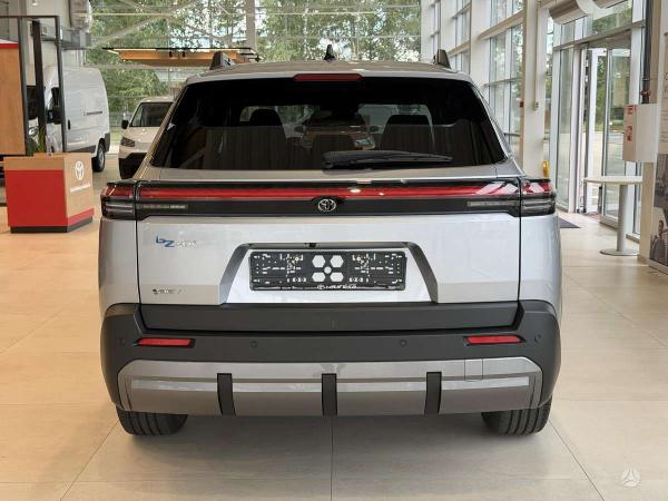 Grey Toyota bZ4X 2026 in Panevezys, with an engine capacity of 0.00 L and mileage of 0 thousand km for 43990 €, photo 5 on AUTOMOTO.COM.LV