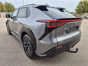 Серый Тойота БЗ4Х 2026 в Мажейкяй, объемом двигателя 0.00 л и пробегом 19 тыс. км за 32800 €, фото 5 на AUTOMOTO.COM.LV