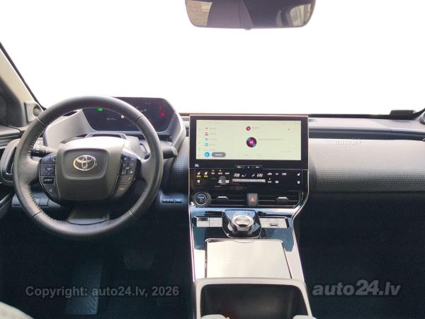 Pelēks Toyota bZ4X 2023 Tallina, ar dzinēja tilpumu 0.00 L un nobraukumu 80 tūkst. km par 36995 €, foto 8 vietnē AUTOMOTO.COM.LV