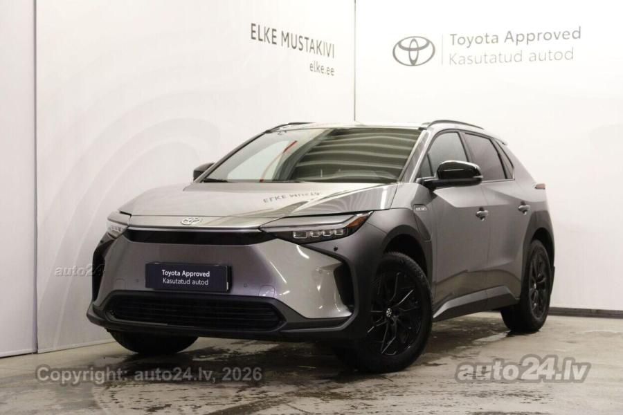 Pelēks Toyota bZ4X 2024 Tallina, ar dzinēja tilpumu 0.00 L un nobraukumu 1 tūkst. km par 31900 €, foto 1 vietnē AUTOMOTO.COM.LV
