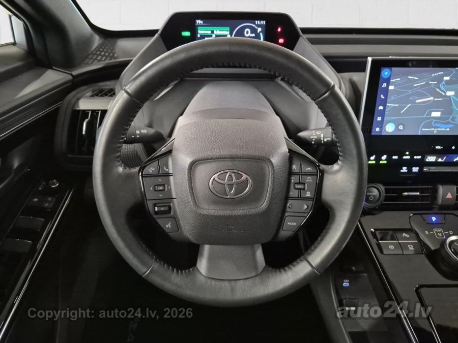Серый Тойота БЗ4Х 2024 в Таллин, объемом двигателя 0.00 л и пробегом 59 тыс. км за 34990 €, фото 13 на AUTOMOTO.COM.LV