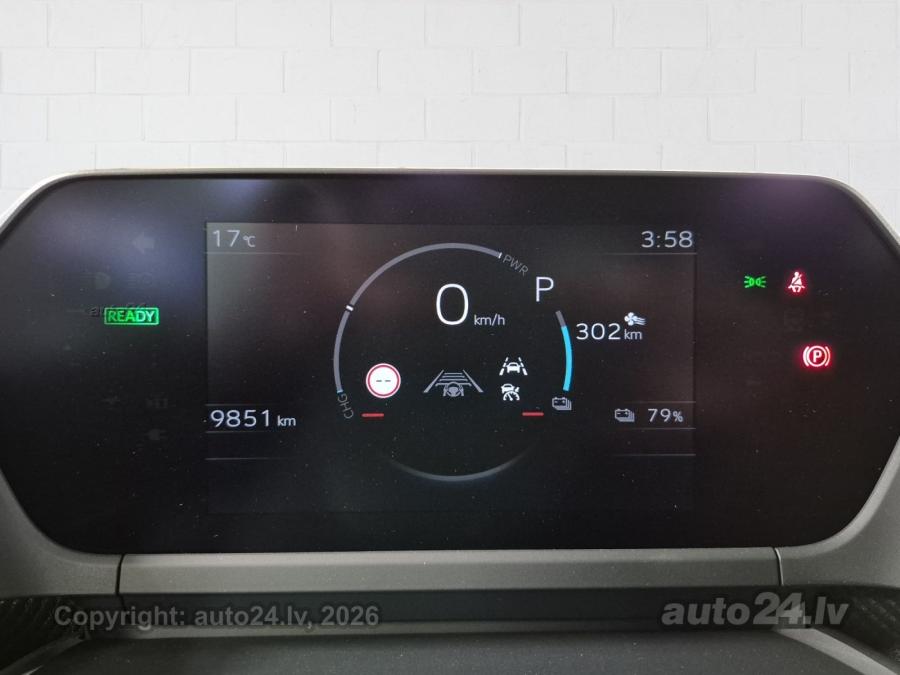 Серый Тойота БЗ4Х 2025 в Таллин, объемом двигателя 0.00 л и пробегом 11 тыс. км за 38590 €, фото 14 на AUTOMOTO.COM.LV