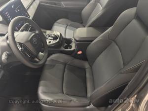 Pelēks Toyota bZ4X 2026 Kuresāre, ar dzinēja tilpumu 0.00 L un nobraukumu 0 tūkst. km par 45950 €, foto 9 vietnē AUTOMOTO.COM.LV