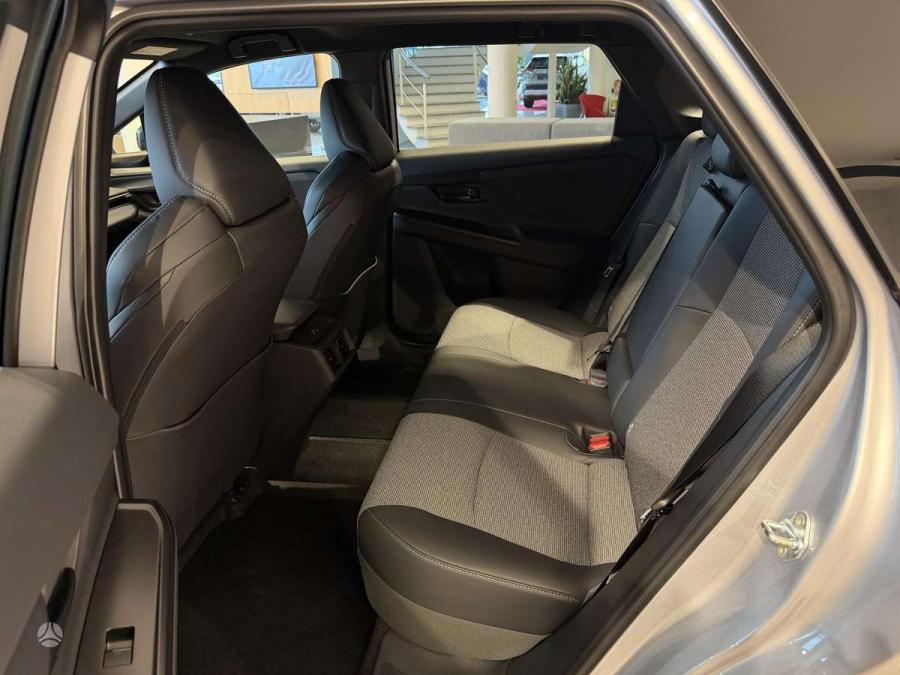 Pelēks Toyota bZ4X 2026 Šauļi, ar dzinēja tilpumu 0.00 L un nobraukumu 0 tūkst. km par 44150 €, foto 8 vietnē AUTOMOTO.COM.LV