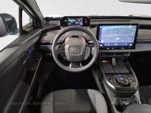 Pelēks Toyota bZ4X 2026 Tallina, ar dzinēja tilpumu 0.00 L un nobraukumu 14 tūkst. km par 46990 €, foto 10 vietnē AUTOMOTO.COM.LV