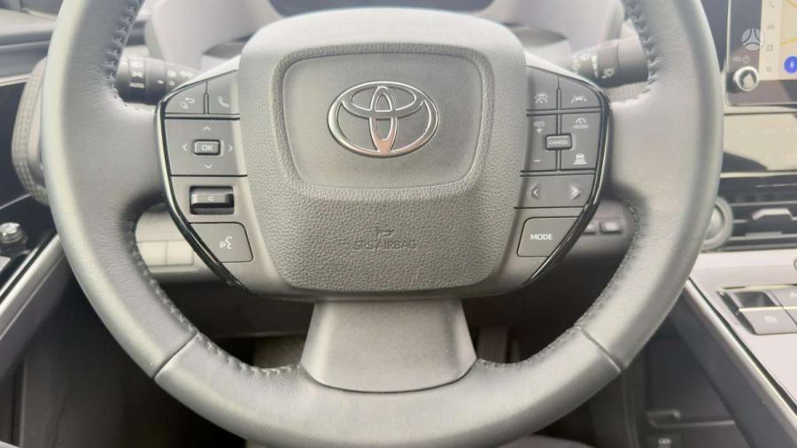 Balts Toyota bZ4X 2023 Šauļi, ar dzinēja tilpumu 0.00 L un nobraukumu 26 tūkst. km par 23850 €, foto 14 vietnē AUTOMOTO.COM.LV