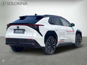 Белый Тойота БЗ4Х 2025 в Клайпеда, объемом двигателя 0.00 л и пробегом 3 тыс. км за 46400 €, фото 3 на AUTOMOTO.COM.LV