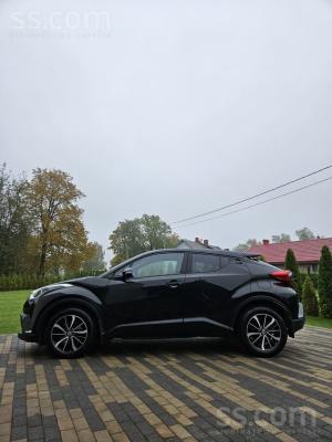 Melns Toyota C-HR 2019 Rīga, ar dzinēja tilpumu 1.20 L un nobraukumu 160 tūkst. km par 13600 €, foto 17 vietnē AUTOMOTO.COM.LV