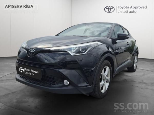 Black Toyota C-HR 2016 in Riga, with an engine capacity of 1.50 L and mileage of 111 thousand km for 12700 €, photo 1 on AUTOMOTO.COM.LV