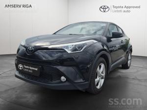 Black Toyota C-HR 2016 in Riga, with an engine capacity of 1.50 L and mileage of 111 thousand km for 12700 €, photo  on AUTOMOTO.COM.LV