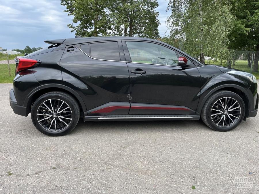 Melns Toyota C-HR 2016 Ukmergė, ar dzinēja tilpumu 1.20 L un nobraukumu 240 tūkst. km par 12200 €, foto 5 vietnē AUTOMOTO.COM.LV