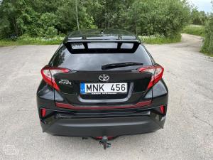 Melns Toyota C-HR 2016 Ukmergė, ar dzinēja tilpumu 1.20 L un nobraukumu 240 tūkst. km par 12200 €, foto 12 vietnē AUTOMOTO.COM.LV