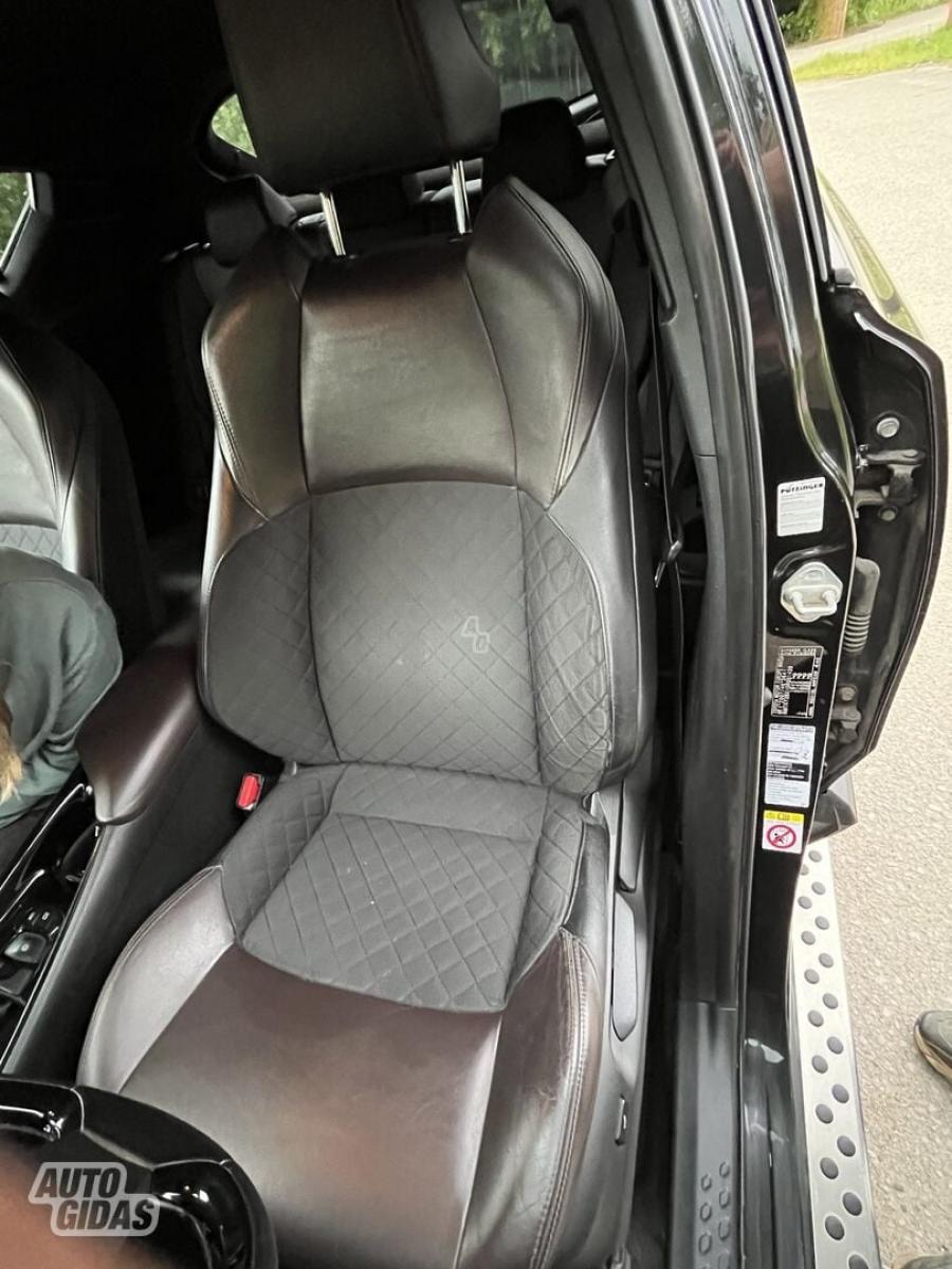 Melns Toyota C-HR 2016 Ukmergė, ar dzinēja tilpumu 1.20 L un nobraukumu 240 tūkst. km par 12200 €, foto 19 vietnē AUTOMOTO.COM.LV