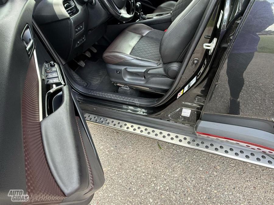 Melns Toyota C-HR 2016 Ukmergė, ar dzinēja tilpumu 1.20 L un nobraukumu 240 tūkst. km par 12200 €, foto 22 vietnē AUTOMOTO.COM.LV