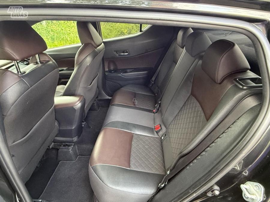 Melns Toyota C-HR 2016 Ukmergė, ar dzinēja tilpumu 1.20 L un nobraukumu 240 tūkst. km par 12200 €, foto 23 vietnē AUTOMOTO.COM.LV