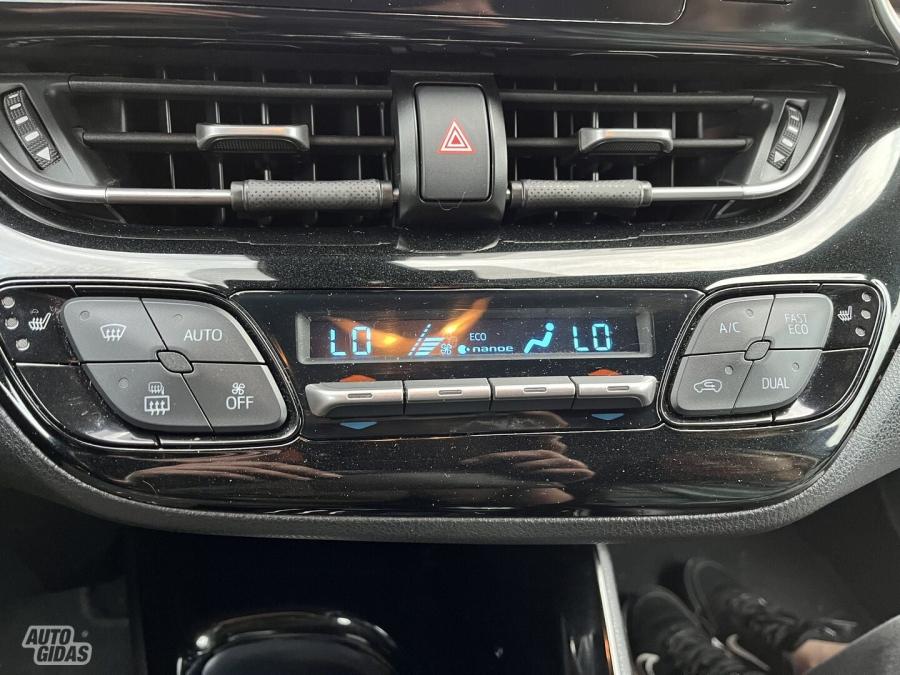 Melns Toyota C-HR 2016 Ukmergė, ar dzinēja tilpumu 1.20 L un nobraukumu 240 tūkst. km par 12200 €, foto 26 vietnē AUTOMOTO.COM.LV