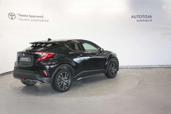 Melns Toyota C-HR 2017 Kauņa, ar dzinēja tilpumu 1.20 L un nobraukumu 159 tūkst. km par 15900 €, foto 2 vietnē AUTOMOTO.COM.LV