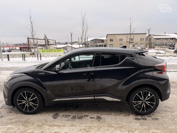 Melns Toyota C-HR 2017 Viļņa, ar dzinēja tilpumu 1.80 L un nobraukumu 128 tūkst. km par 16750 €, foto 8 vietnē AUTOMOTO.COM.LV