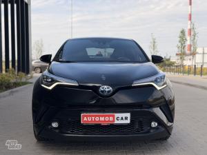 Melns Toyota C-HR 2017 Viļņa, ar dzinēja tilpumu 1.80 L un nobraukumu 92 tūkst. km par 17650 €, foto 3 vietnē AUTOMOTO.COM.LV