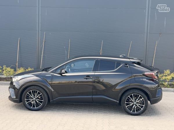 Черный Тойота C-HR 2017 в Вильнюс, объемом двигателя 1.80 л и пробегом 92 тыс. км за 17650 €, фото 8 на AUTOMOTO.COM.LV