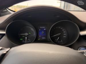 Melns Toyota C-HR 2017 Viļņa, ar dzinēja tilpumu 1.80 L un nobraukumu 92 tūkst. km par 17650 €, foto 28 vietnē AUTOMOTO.COM.LV