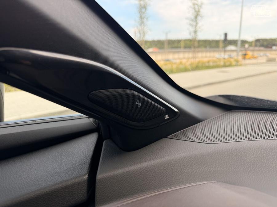 Melns Toyota C-HR 2017 Viļņa, ar dzinēja tilpumu 1.80 L un nobraukumu 92 tūkst. km par 17650 €, foto 30 vietnē AUTOMOTO.COM.LV