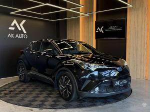 Черный Тойота C-HR 2017 в Каунас, объемом двигателя 1.80 л и пробегом 124 тыс. км за 17990 €, фото 3 на AUTOMOTO.COM.LV