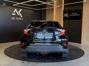 Черный Тойота C-HR 2017 в Каунас, объемом двигателя 1.80 л и пробегом 124 тыс. км за 17990 €, фото 11 на AUTOMOTO.COM.LV