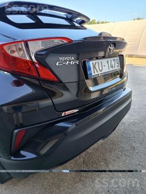 Melns Toyota C-HR 2017 Rīga, ar dzinēja tilpumu 1.20 L un nobraukumu 140 tūkst. km par 16999 €, foto 9 vietnē AUTOMOTO.COM.LV