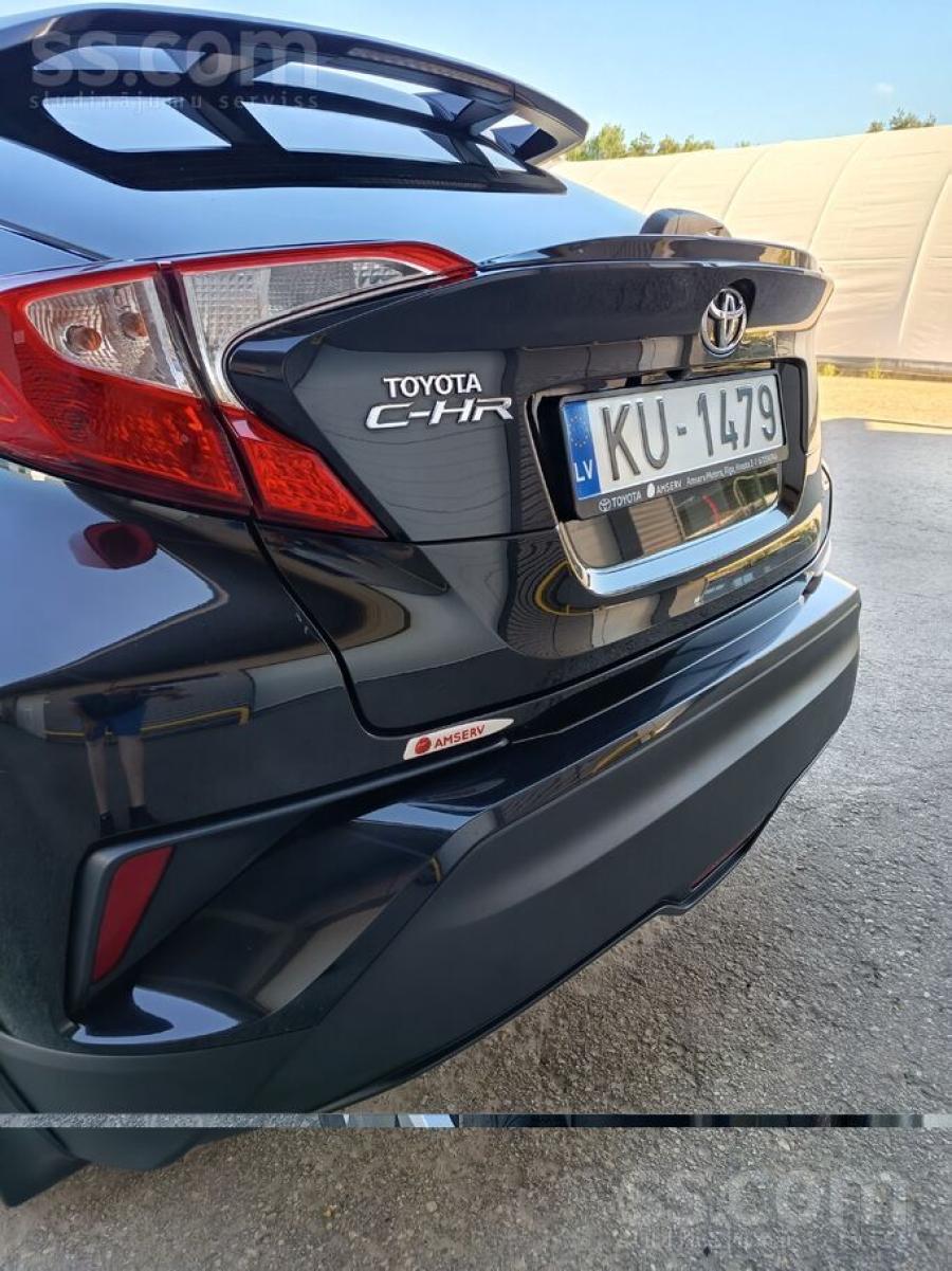 Melns Toyota C-HR 2017 Rīga, ar dzinēja tilpumu 1.20 L un nobraukumu 140 tūkst. km par 16999 €, foto 9 vietnē AUTOMOTO.COM.LV