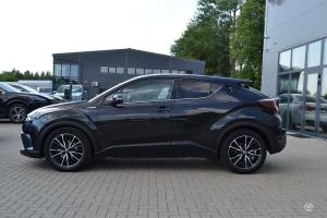 Черный Тойота C-HR 2017 в Вильнюс, объемом двигателя 1.80 л и пробегом 151 тыс. км за 17000 €, фото 13 на AUTOMOTO.COM.LV