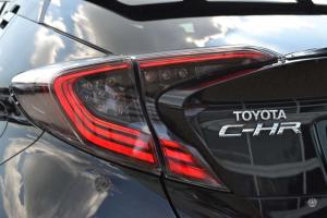 Черный Тойота C-HR 2017 в Вильнюс, объемом двигателя 1.80 л и пробегом 151 тыс. км за 17000 €, фото 26 на AUTOMOTO.COM.LV